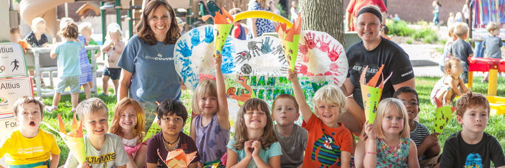 Fraser Blog - 8 Ways Finger Painting Helps Children’s Development - Fraser