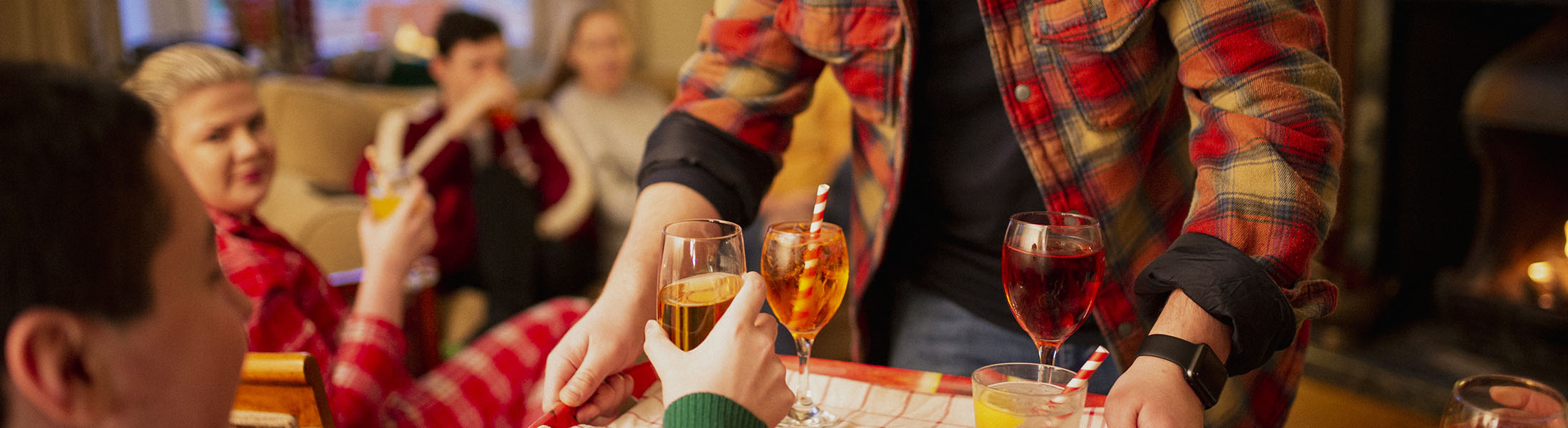 Fraser Blog - 6 Tips for Hosting the Best Watch Party - Fraser